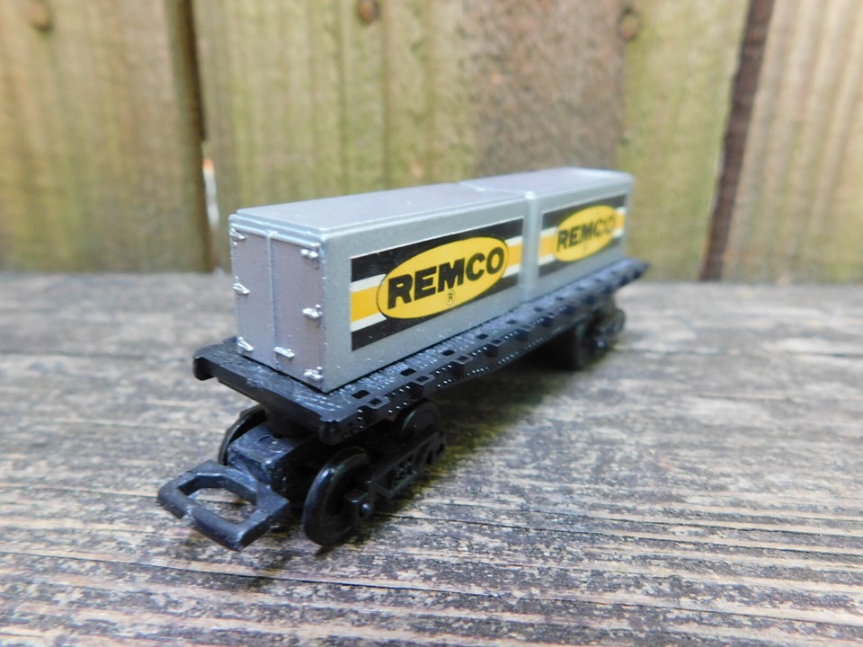 N Scale N gauge Remco Flatbed Car with 2 Trailer Containers | eBay