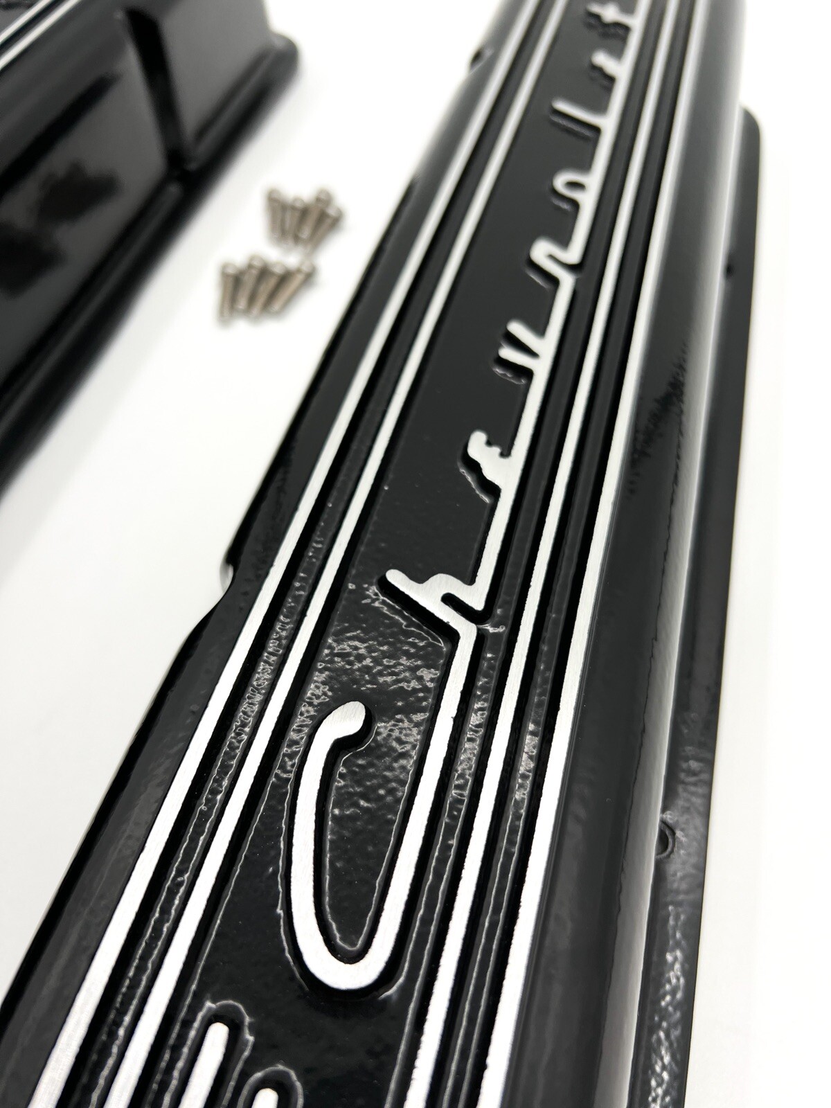 Black Finned "Chevrolet" Script Valve Covers For Small Block Chevy - No ...