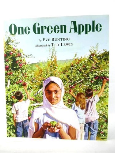 One Green Apple by Eve Bunting Hardcover 2006 Clarion Books - Good ...