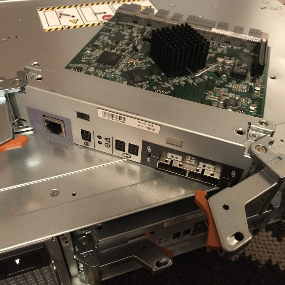 Dell JBOD 2.5in SATA/SAS Chia Unit | eBay