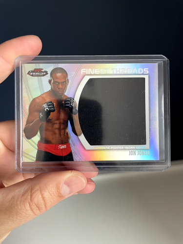 Jon Jones Jumbo Finest Threads Relic Patch - 2012 Topps Finest UFC #JFT ...