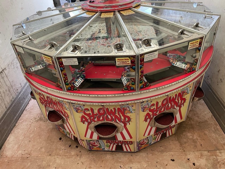 2p Arcade Machine Carousel Machine | eBay UK