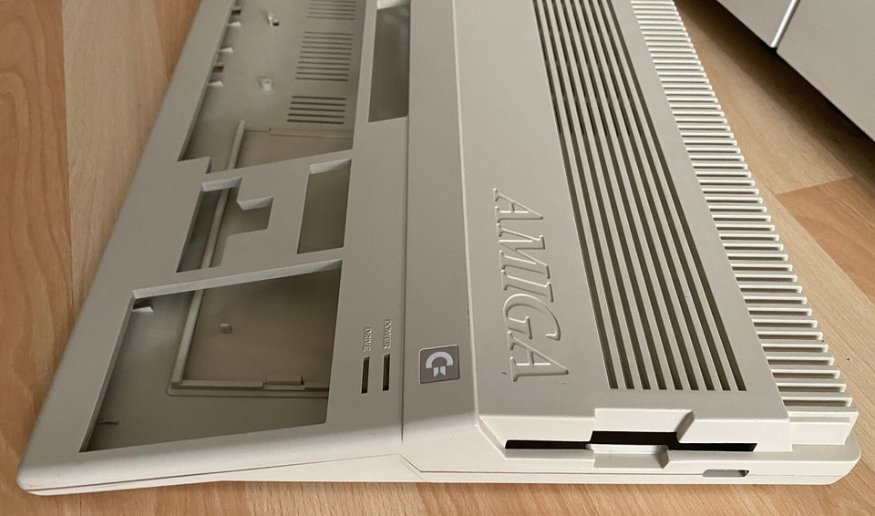AMIGA 500 Desktop Case S.Nr.: 437249 Made in W.-Germany .... #04 25 | eBay