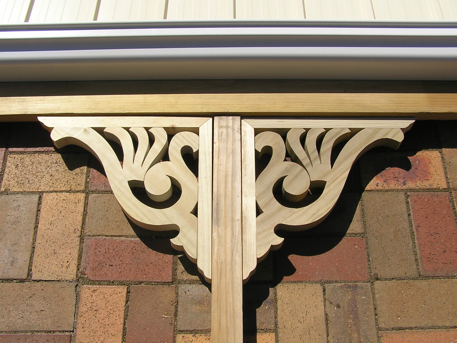 Wooden Verandah Bracket/Lyre Bird/Large/Fretwork - 435mmH x 470mmW x ...
