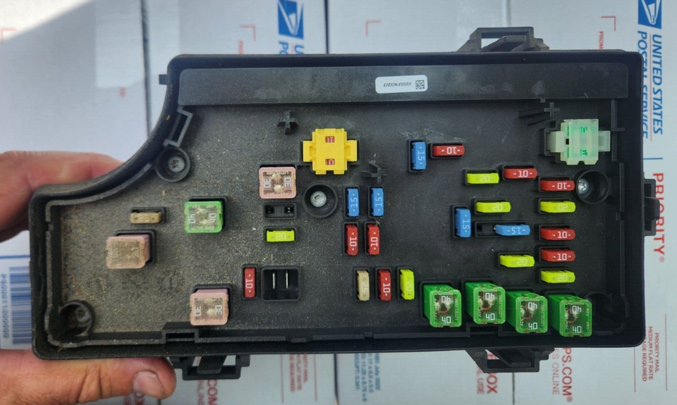 2010 Dodge Avenger Chrysler Sebring TIPM Totally Integrated FUSE BOX ...