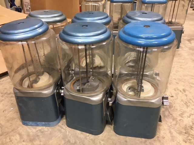 Antique Oak Acorn 11 lb Round Glass Globe Gumball Candy Nut vending ...