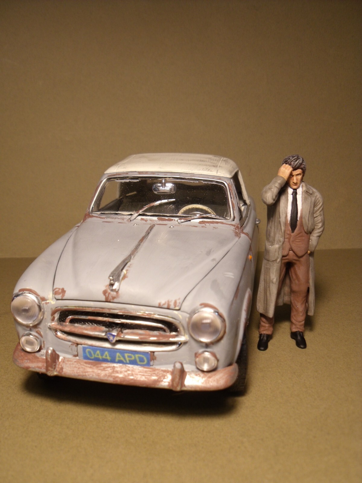 Купить Ибей | 1/18 FIGURE COLUMBO PETER FALK VROOM PAINTED FOR ...