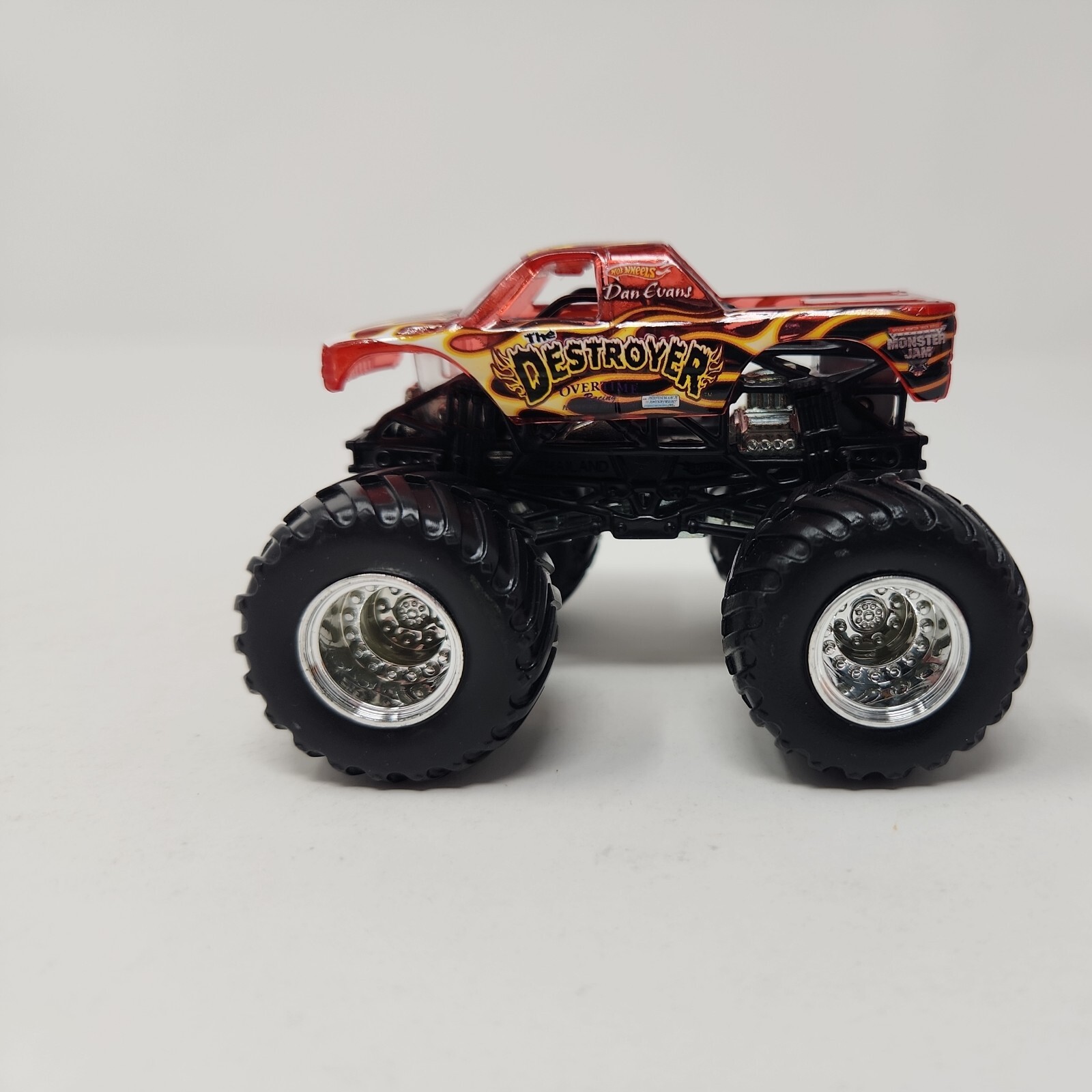 2006 Hot Wheels Monster Jam The Destroyer 1:64 X-Raycers Metal base ...