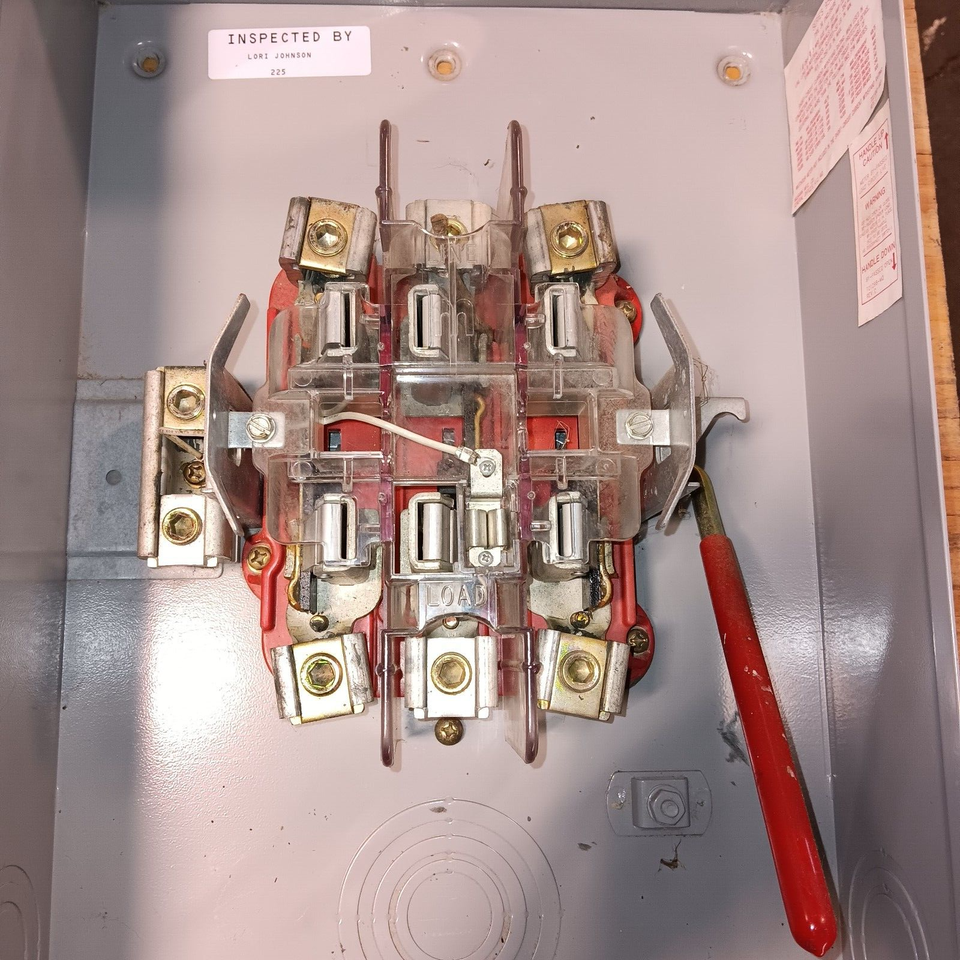 NEW MILBANK 9500L 200 AMP METER SOCKET 7-JAW 1 OR 3-PHASE 600 VAC 3R ...