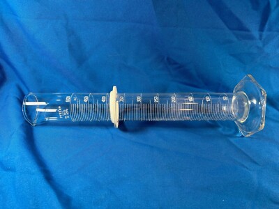 Graduated cylinder, 500 mL, PYREX, w bumper guard, excellent condition ...