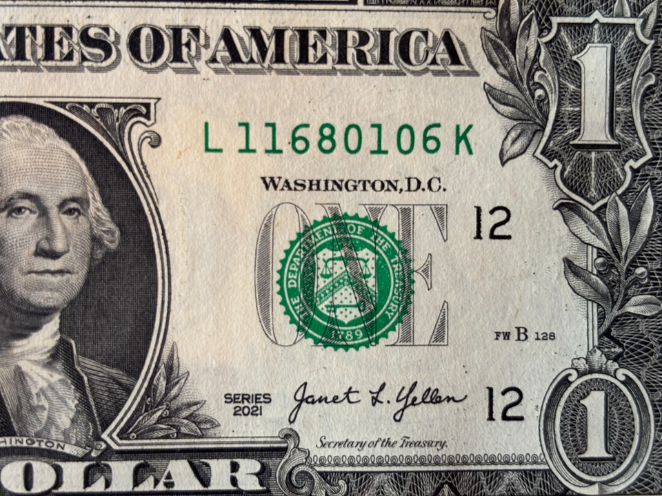 75 - UNCIRCULATED ONE DOLLAR BILLS W/ SEQUENCE #'S | MISCUT | LOW SEAL ...