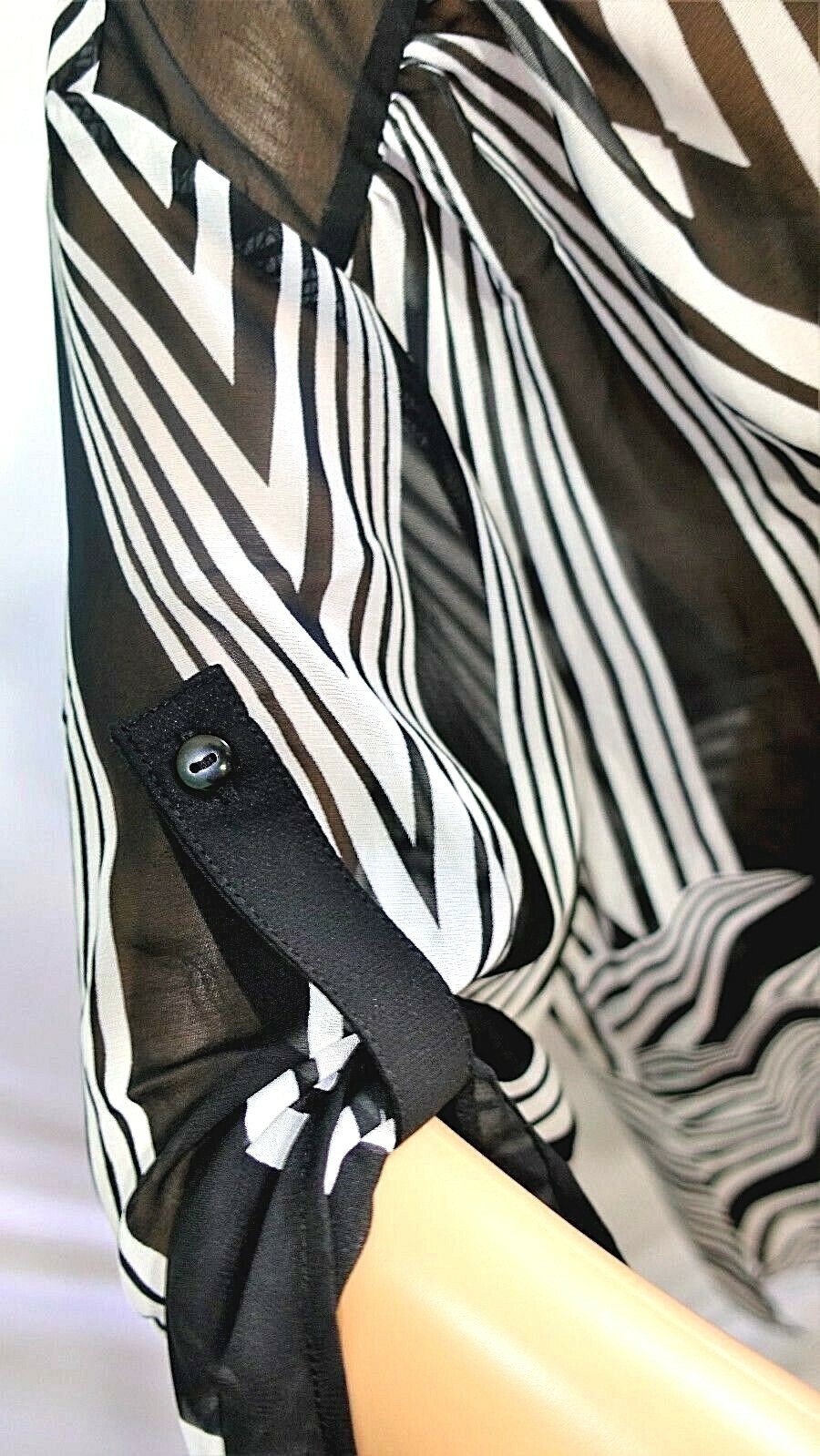 Unique Spectrum Women Plus Size 1x 2x 3x Black White Boho Chiffon Top ...