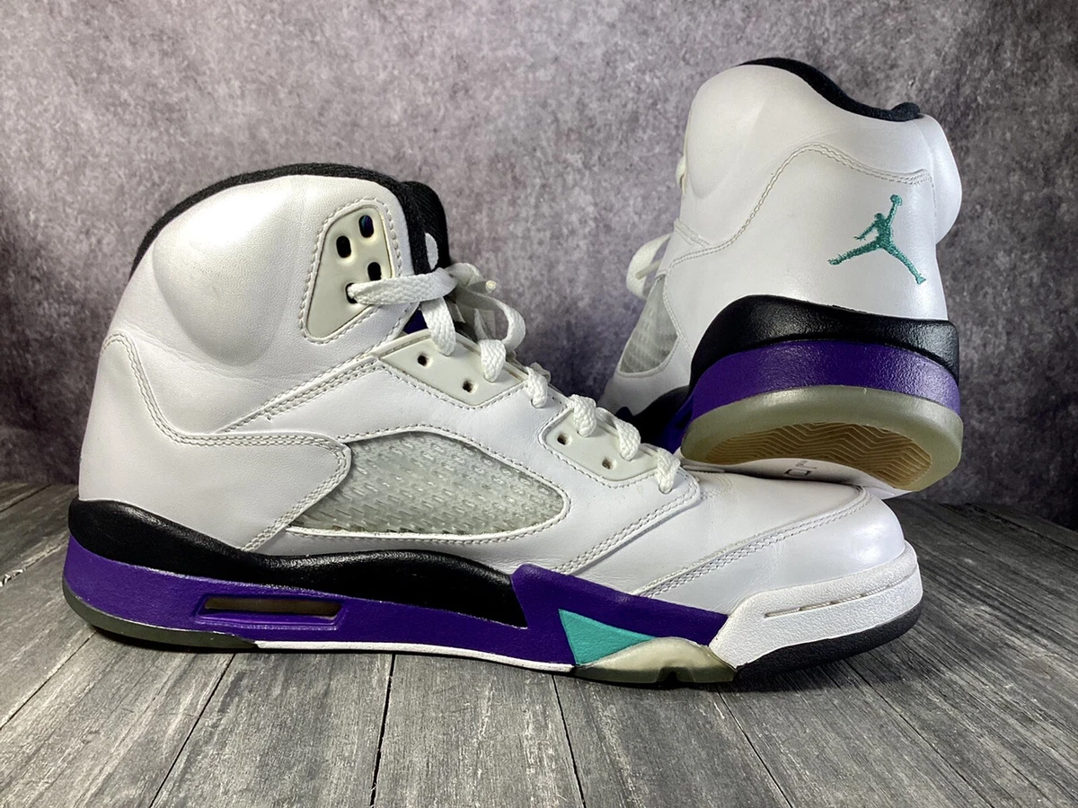 Retro 5 Grapes On Feet
