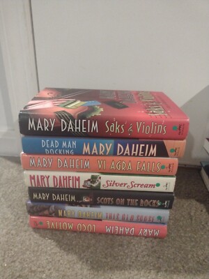 Lot Of 7 Mystery Books By Mary Daheim Bed & Breakfast Series HBDJ Cozy ...