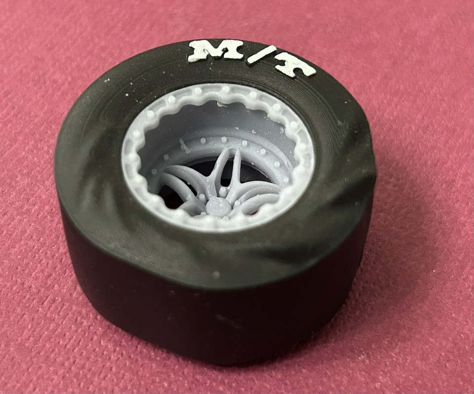 1/24 Scale: 17/15-inch “Weld S81” Wheels W/Wrinkled Drag Slicks; Resin ...