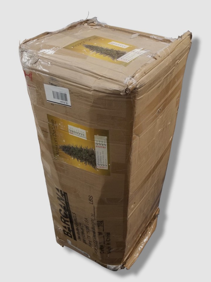 $2600 BARCANA Alaskan Deluxe Pre-lit LED Lights Christmas Tree 7.5ft W ...