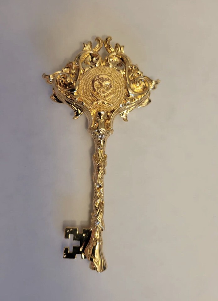 Pete’s Pirate Life 24K Gold Skeleton Key limited to 500 RARE PPL Peter ...
