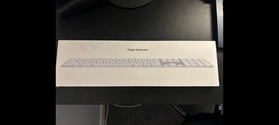 Apple Magic Keyboard with Numeric Keypad A1843 Wireless QWERTY ...