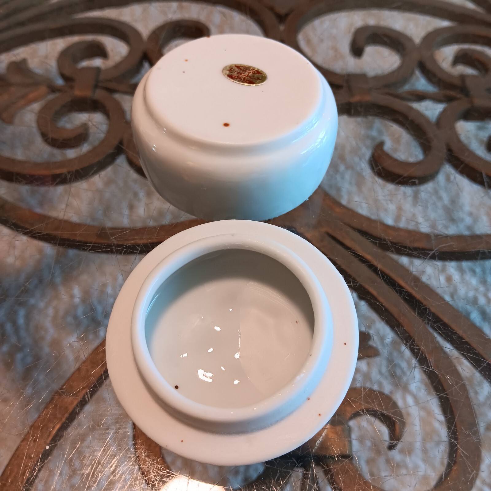 Vintage ENESCO Japan Porcelain Trinket Box With Gold Metal Mesh ...