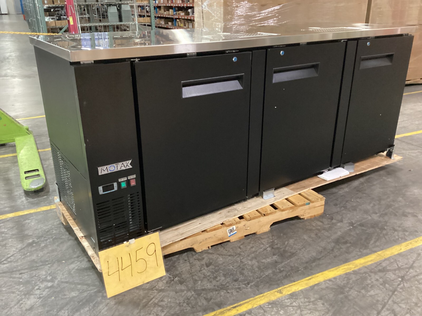 | 4459 | MoTak MBCBD-4-X 90 3/8" Kegerator Beer Dispenser w/ (3) Keg ...