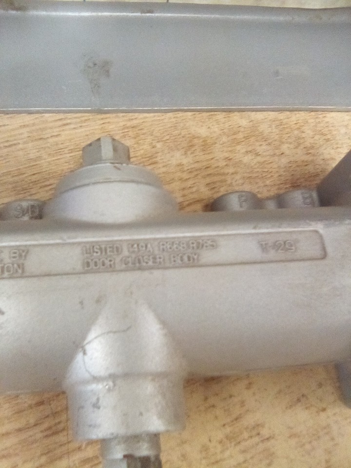 Norton 149A R668-R785 T-29 Door Closer Body And Cover | eBay