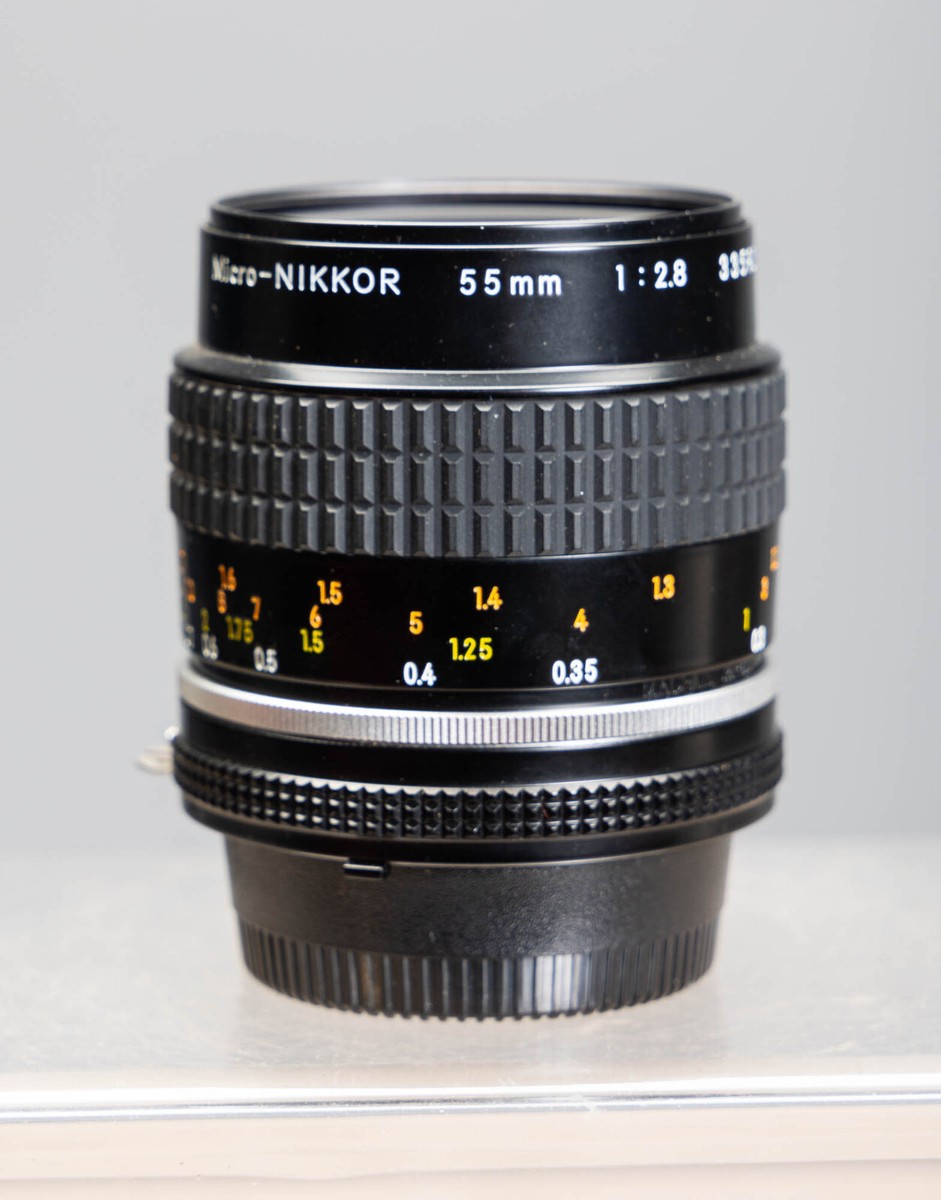 Near Mint Nikon Ai-s Nikkor 55mm f/2.8 Micro Nikkor Lens Near Mint Nikon Ai-s Nikkor 55mm f/2.8 Micro Nikkor Lens