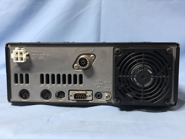 Yaesu Ft-450at Hf/50mhz 100w Ham Radio Transceiver Built in Antenna ...