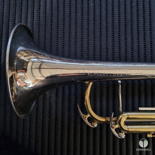 C.G. Conn Connstellation 28a long cornet, Conn 4 mouthpiece ...