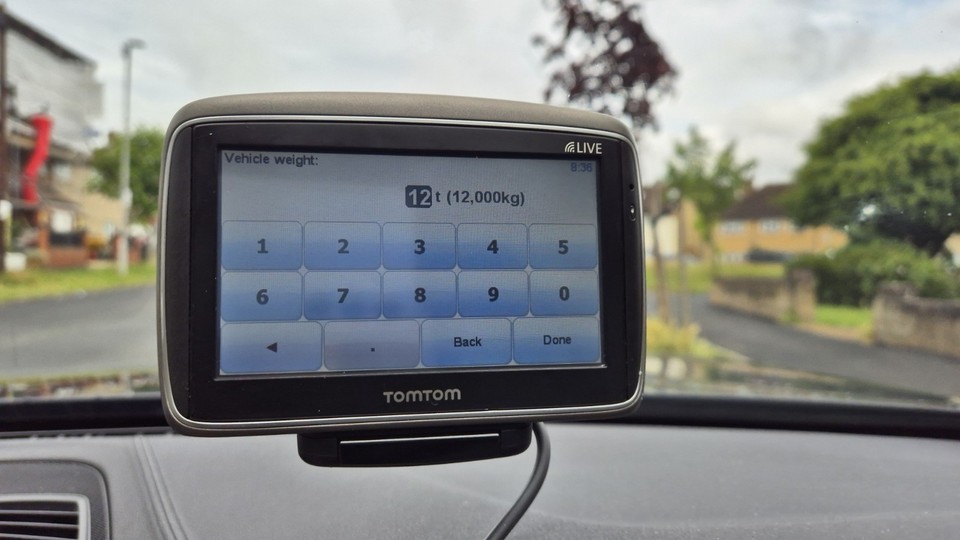 Tomtom Truck Sat Nav, HGV,BUS,Taxi. Europe Truck Map 2024 | eBay UK