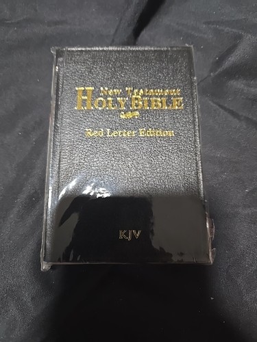 Mini New Testament Holy Bible Pocket-Sized 3 in x 4.5 in Red Letter ...