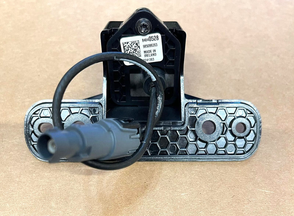 2021-2023 Escalade OEM-NEW Front View Driver Information Camera - GM ...