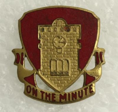 US Military DUI Pin ON THE MINUTE 37th Field Artillery Bn Red Insignia ...