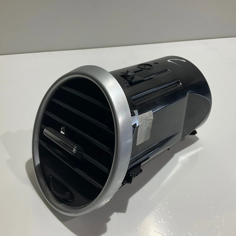 Mercedes-Benz ML W164 2007 dash center air vent grill A1648302154 ...