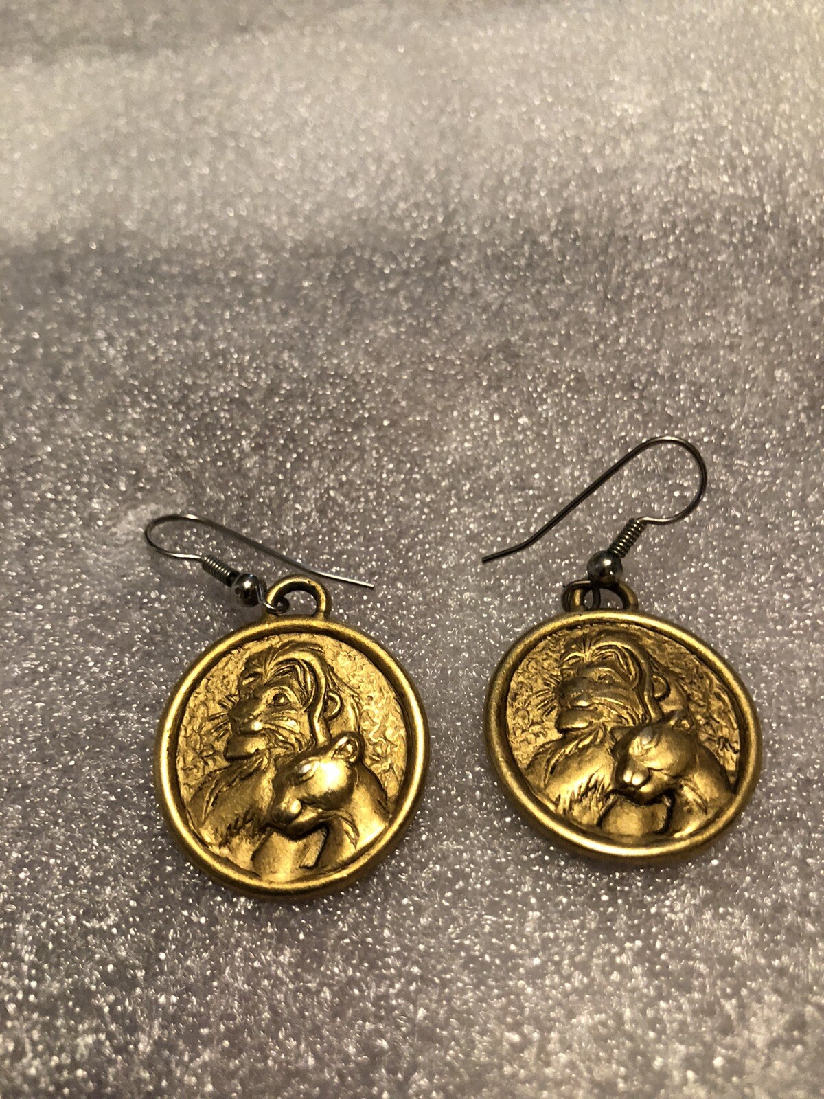 VTG Walt Disney Lion King SINBAD NALA pierced hook da… - Gem