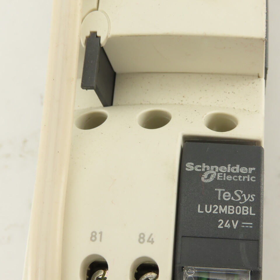 Schneider Elect. LUB120 Reversing Motor Starter LCUA05BL LU2MBOBL ...