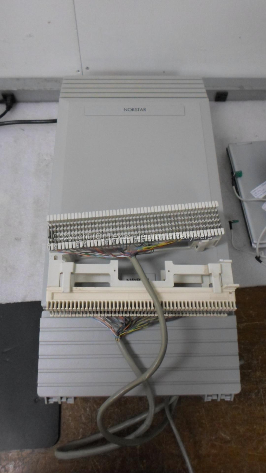 Norstar Nortel Norstar Plus Modular ICS NT7B54FB-93 w/ NTBB08GA-93 ...