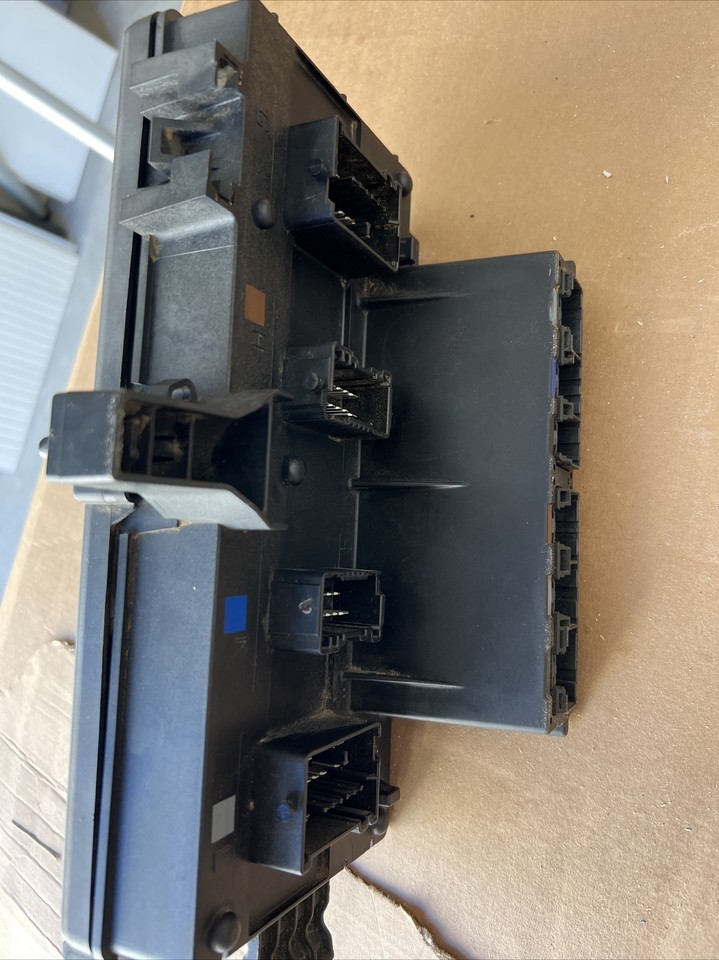 2007 Dodge Ram Fuze Box | eBay