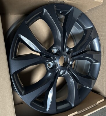 Chrysler Pacifica 2017 2018 2019 2020 OEM 20" Wheel 2596 5RJ49TRMAB ...