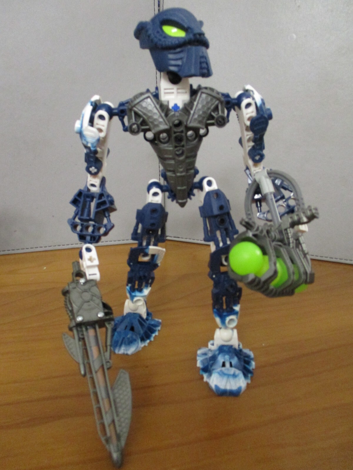 LEGO 8727 BIONICLE TOA INIKA JALLER 2007 COMPLET AVEC 4 BOULES | eBay