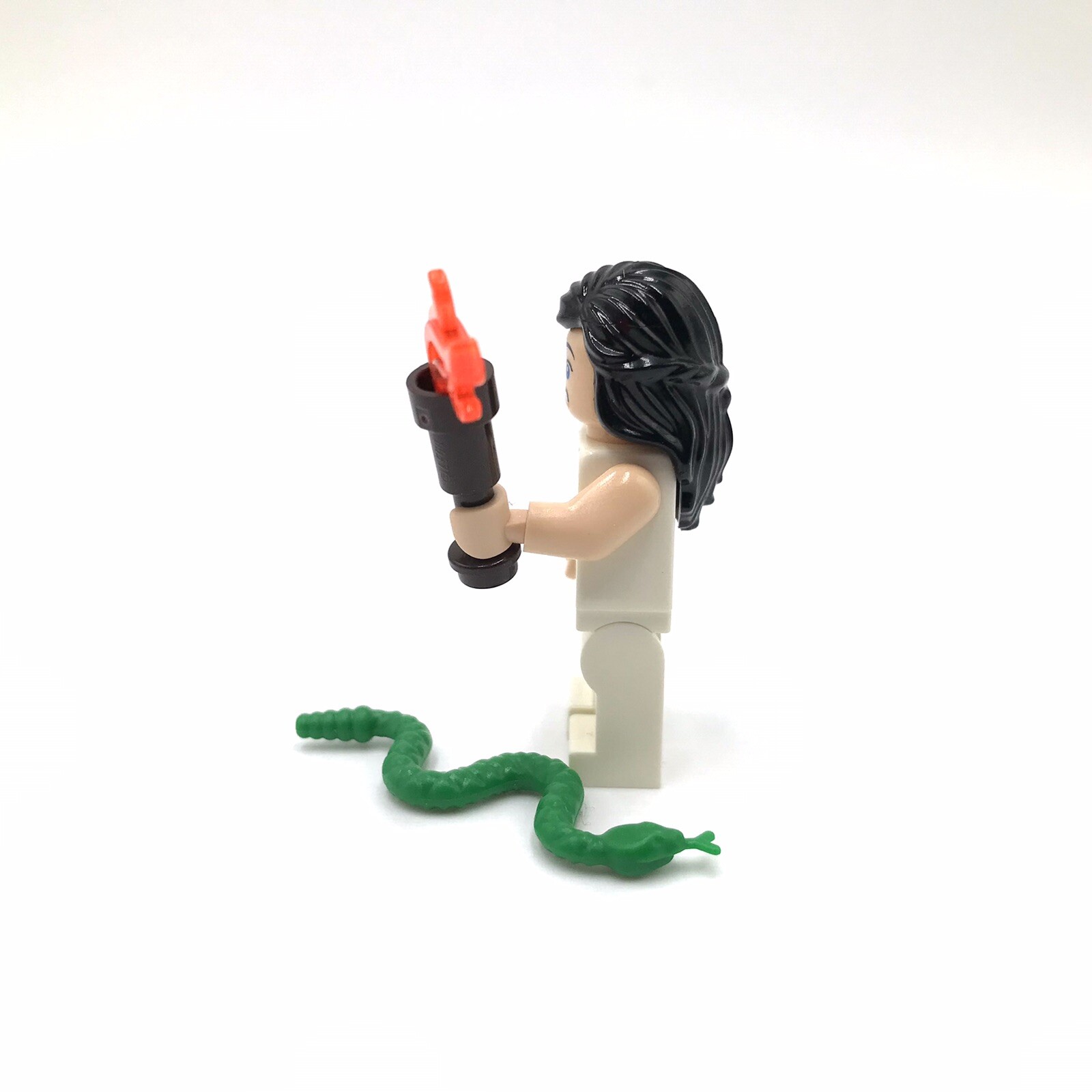 LEGO Marion Ravenwood minifigure 7683 7621 Indiana Jones Snake mini ...