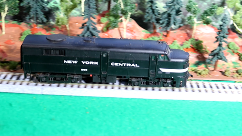 Proto 2000 HO Scale NYC New York Central FA2 Diesel Engine 1050 - video ...