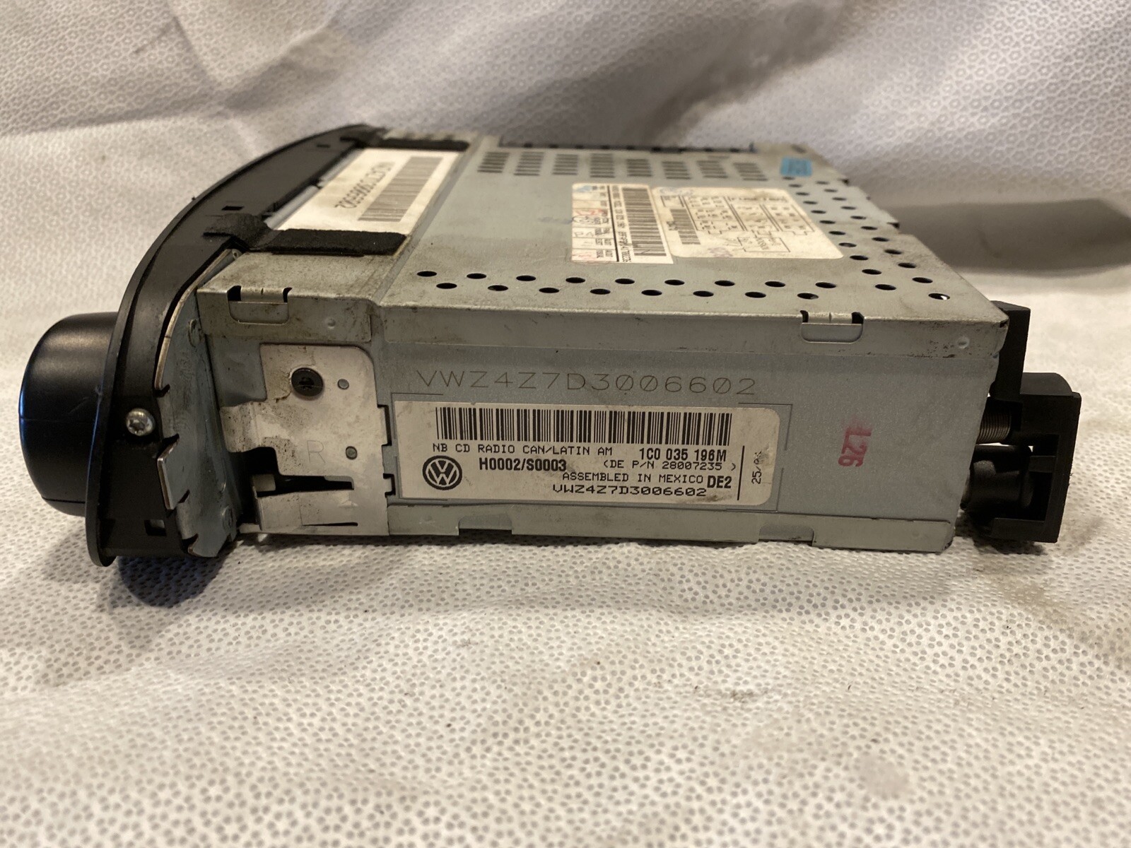 VW Beetle CD MP3 Monsoon System Radio | 1C0 035 196M | Genuine OEM ...