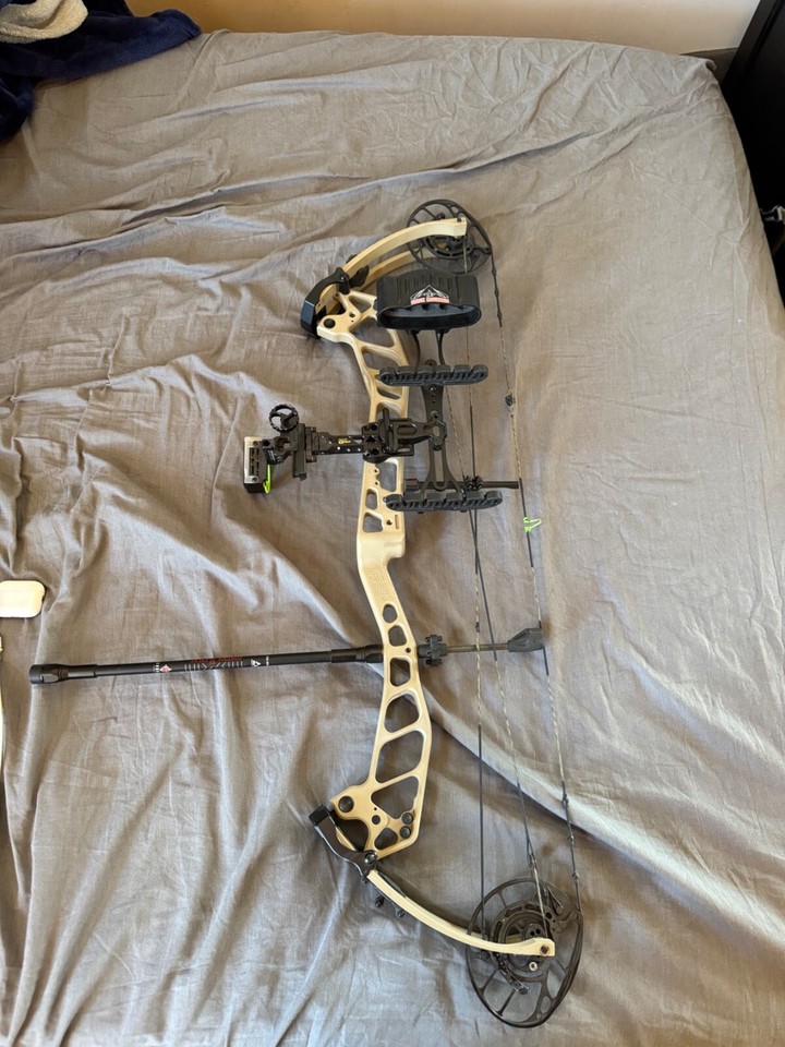 PSE Evoke 35 Compound Bow - left hand | eBay