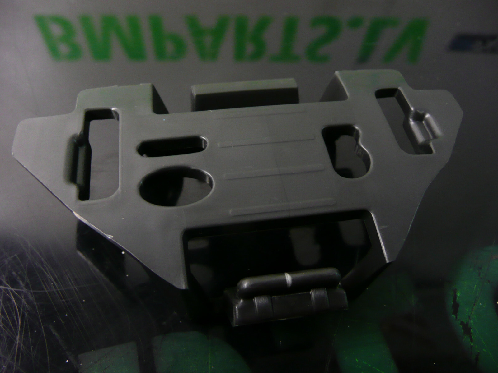 NEW GENUINE BMW F10 F11 HEADLIGHT WASHER DUMMY PLUG RIGHT 51117207150 ...