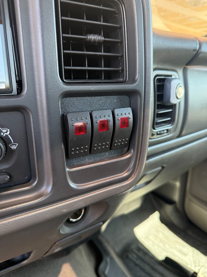 99-07 Silverado Sierra Switch Dash Panel WITH 3 Switches NBS GM GMC ...