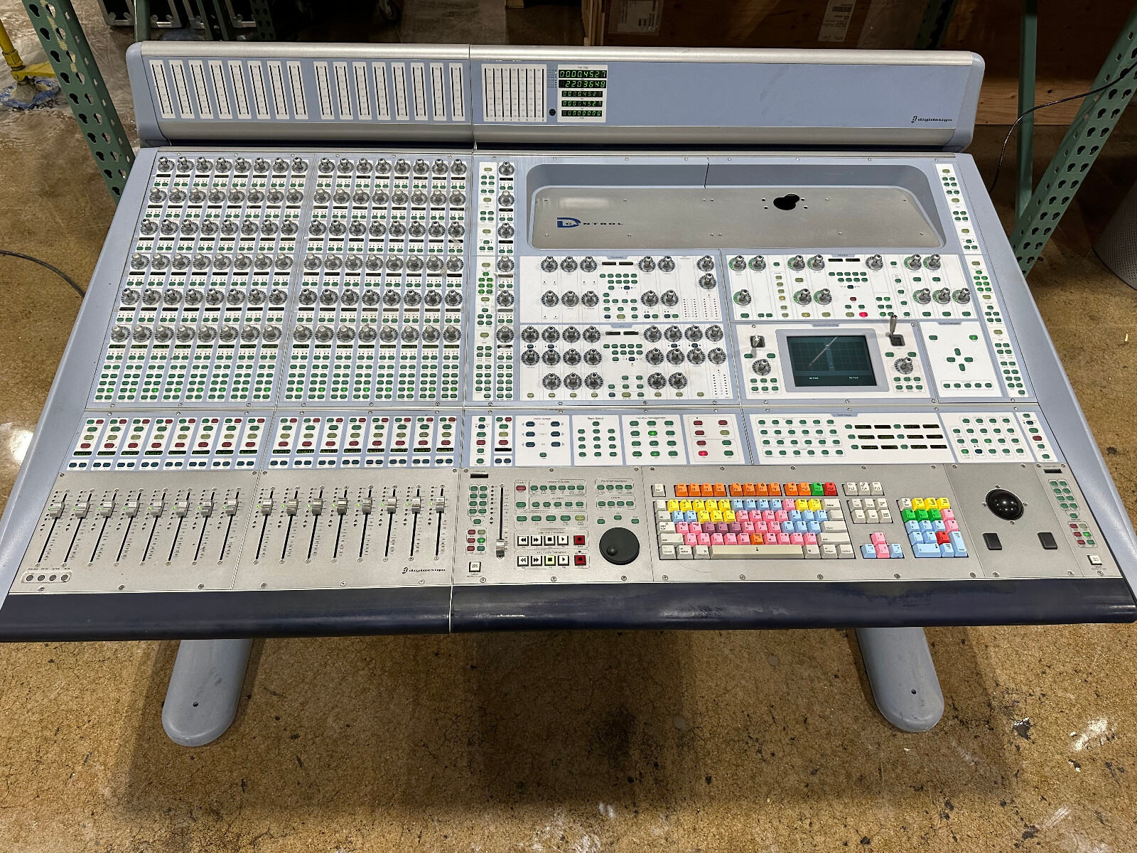 Avid digidesign D-Control ICON 16 Fader with XMON, Stand for Pro Tools ...