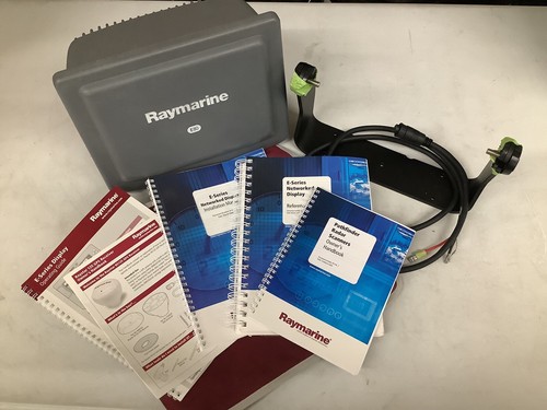 RAYMARINE USED E80 GPS FISHFINDER CHARTPLOTTER E02011 | eBay