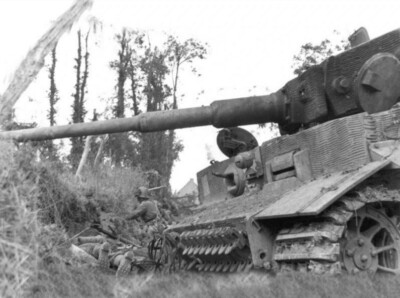 WWII German Tiger I in Action WW2 Germany World War Two Wehrmacht ...