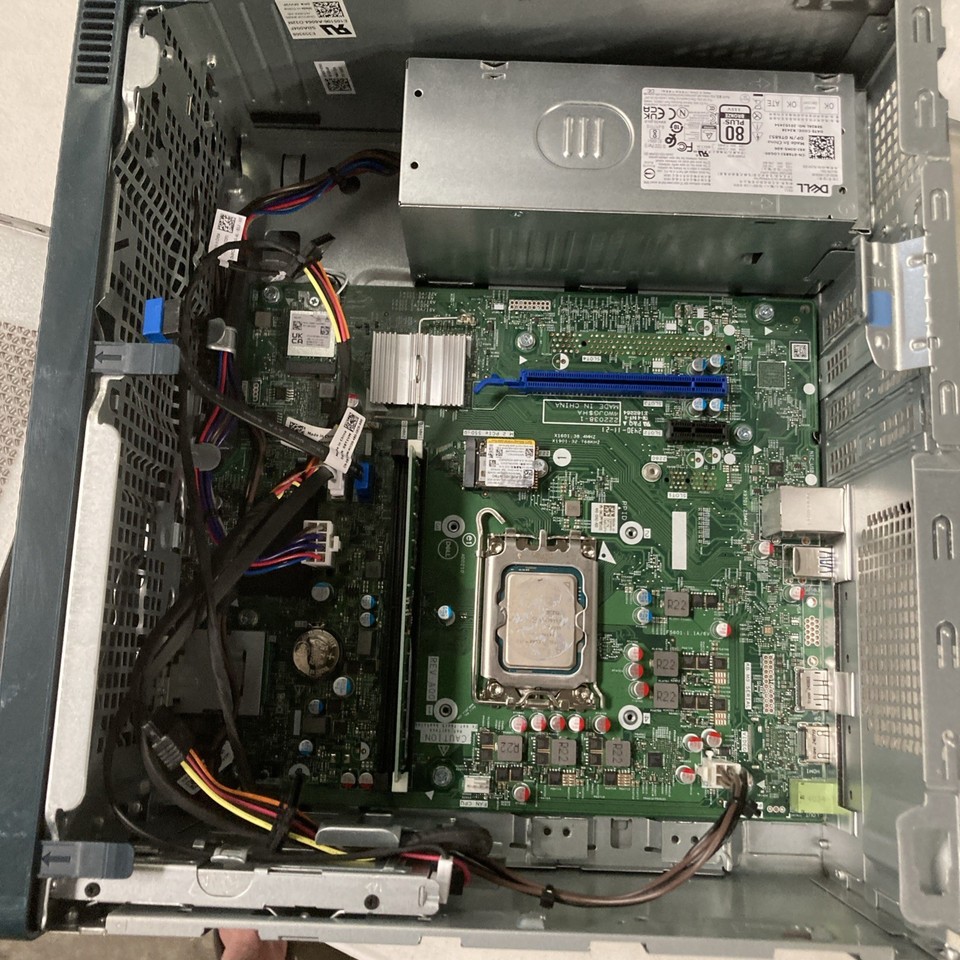 Dell Inspiron 3030 Desktop - Intel Core i7-14700 Processor, 16GB DDR5 ...