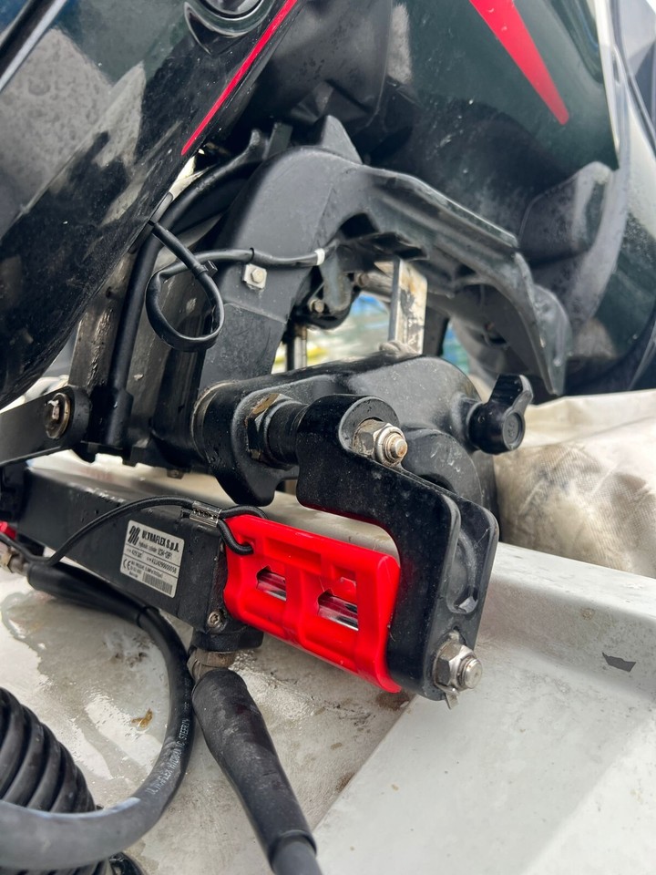 Steer Stop Outboard Hydraulic Steering Lock Set - 4"